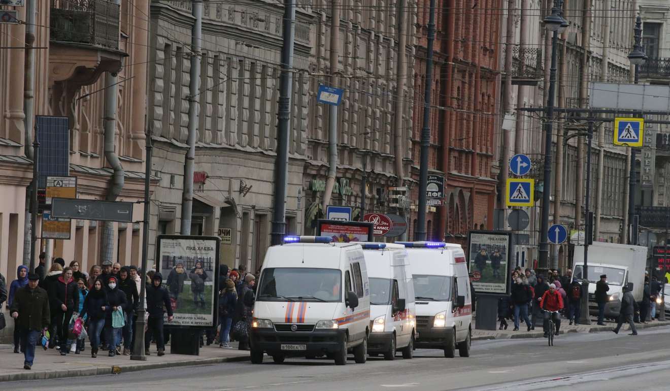 St Petersburg subway bombing kills 11, injures dozens, as Putin visits ...