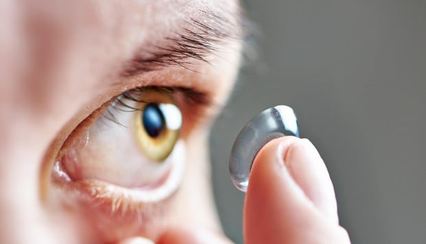 10 bad contact lens habits, and how to avoid eye infections and other ...