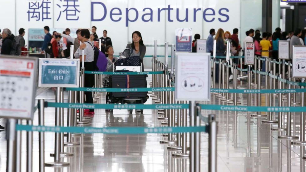 Woman evades three levels of Hong Kong airport security | South China ...