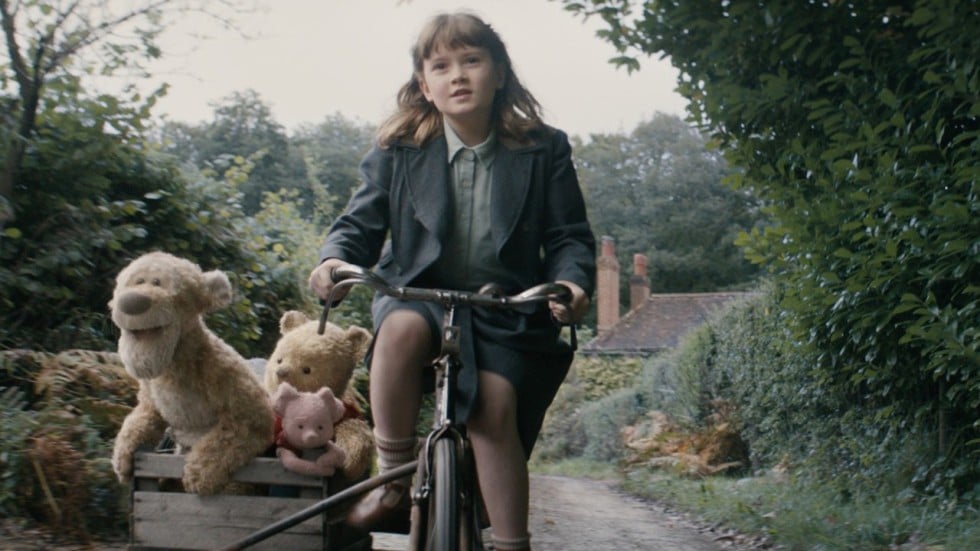 The voice behind Winnie the Pooh in live-action Christopher Robin on 30 ...