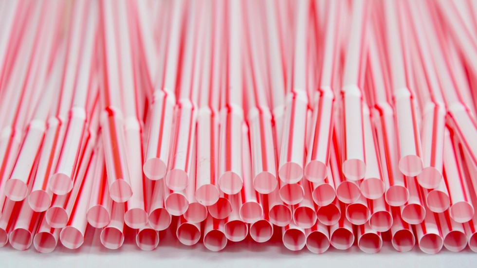 KFC to ditch plastic straws and drink lids for dine-in customers in all ...