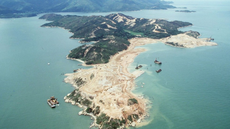 Hong Kong reclamation doubters need only recall Chek Lap Kok airport ...