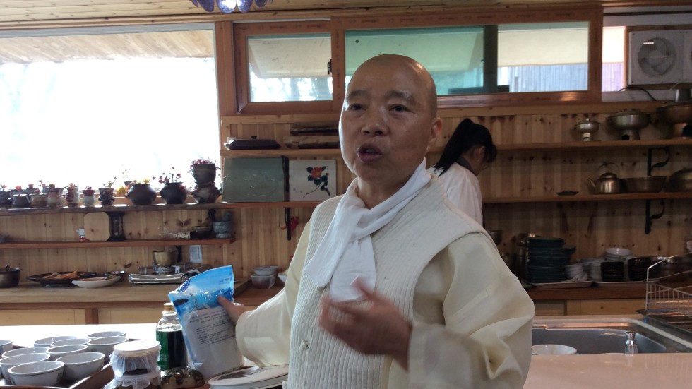 Buddhists and beef, kimchi and caviar: a culinary trip through South ...