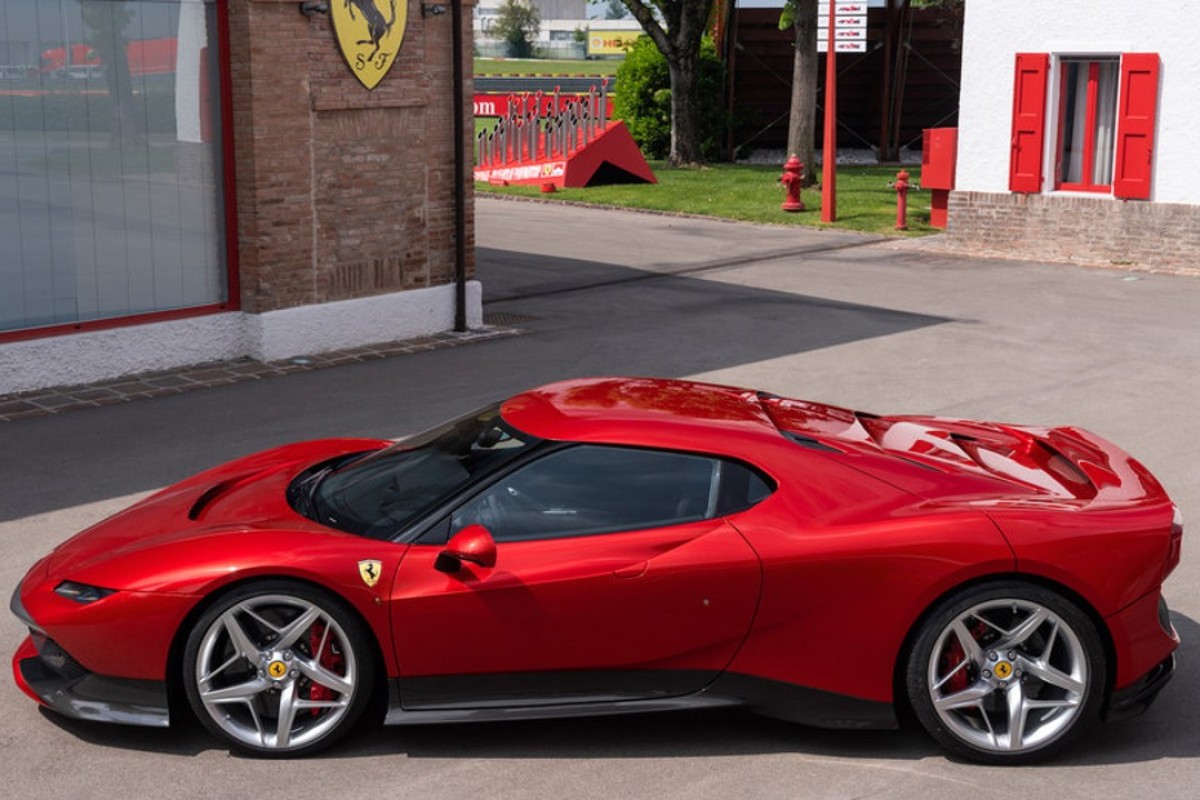 Ferrari puts special edition supercar through its paces on test track ...