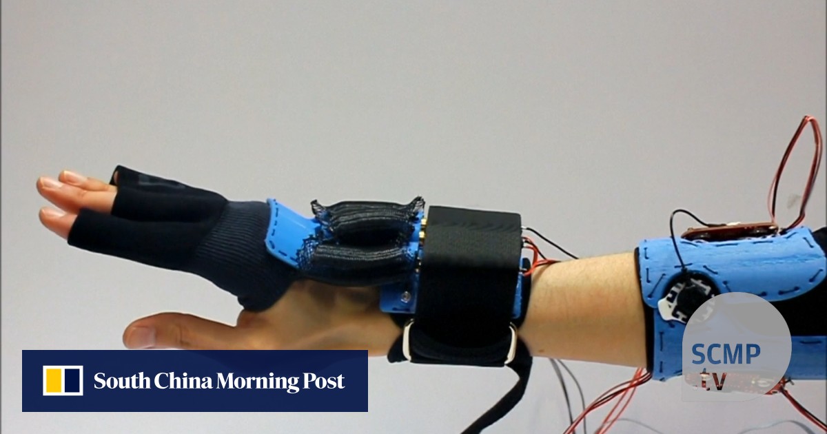 A Chinese student creates a wearable device to deliver automatic ...