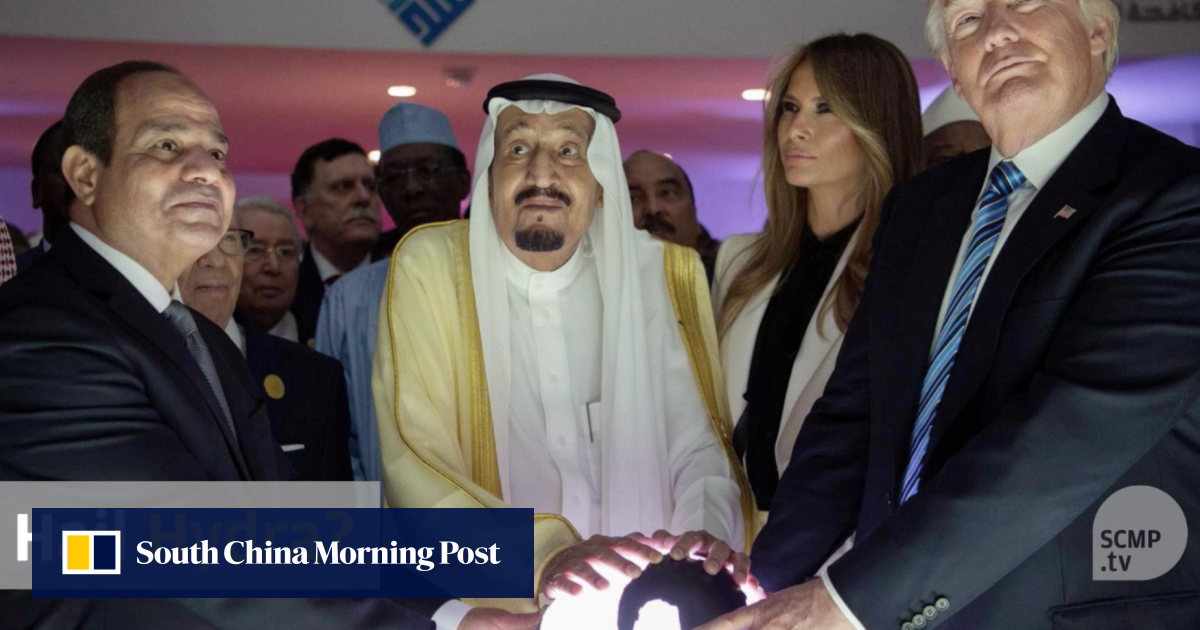 Hail Hydra? Trump touching glowing globe draws comic book comparisons ...